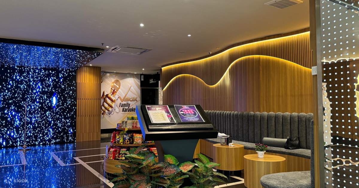 新山 V Box Family KTV – 適合所有年齡段的私人卡拉 OK 樂趣 - Klook 客路